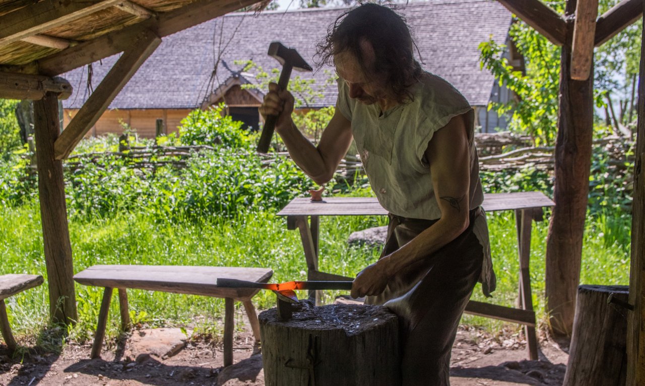 The Viking village of Storholmen - Storholmens Vikingamuseum